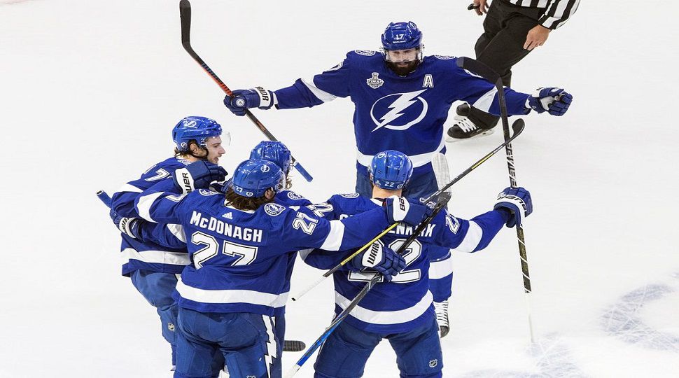 Lightning beat Stars 3-2 in Game 2, get even in Stanley Cup