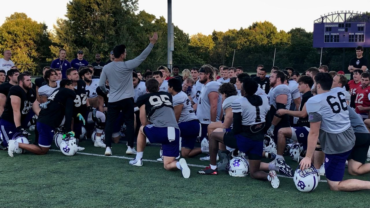 Holy Cross football looks to end losing streak vs. Harvard