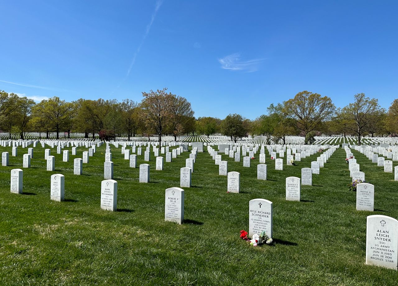 Lawmakers propose bill to expand national cemetery
