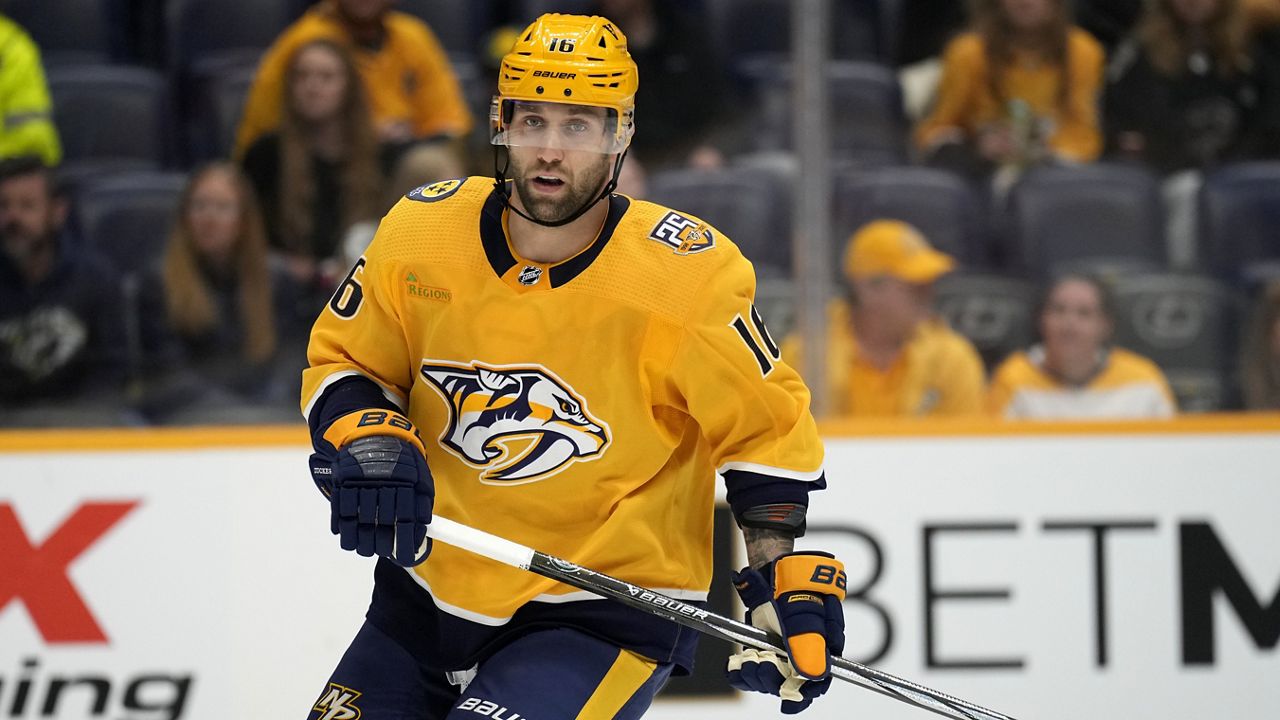 Sabres sign forwards Zucker, Lafferty, Aube-Kubel