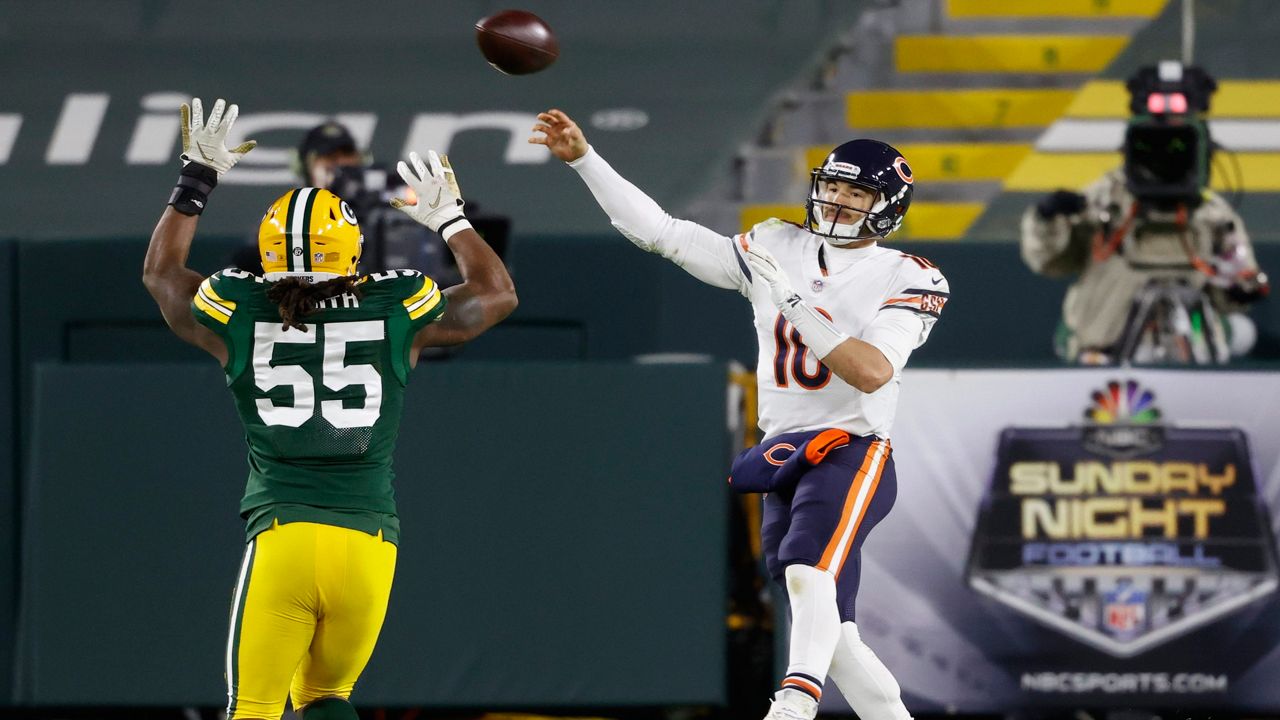 Packers Renew Rivalry With Bears, Aiming For Top Seed