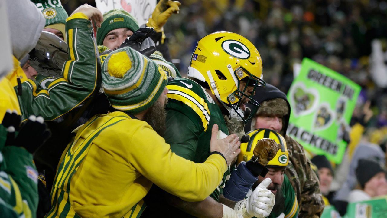 Brazilian Packers fan expresses excitement for NFL game