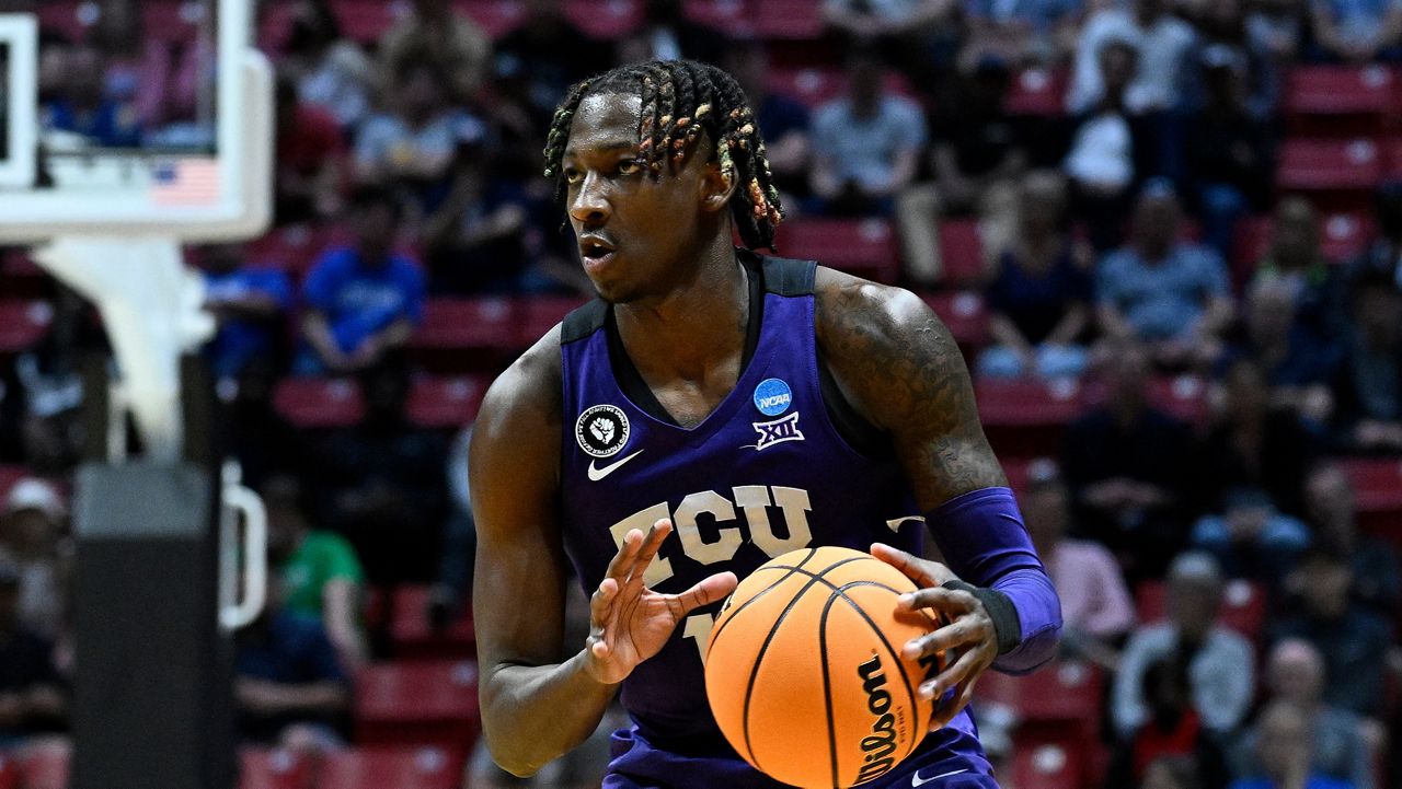 No. 25 TCU beats Big 12-leading No. 15 Texas Tech