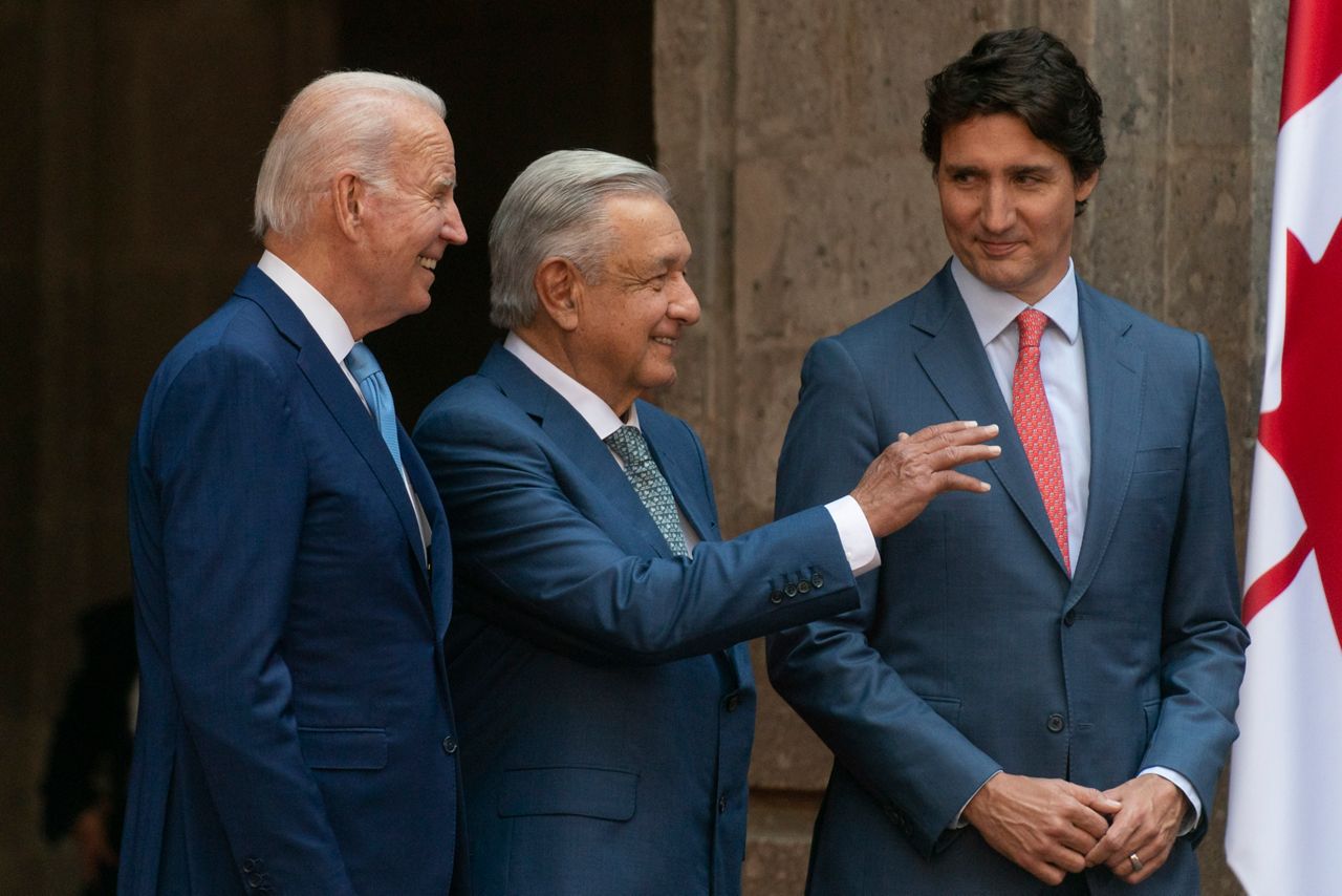 North American leaders preach economic unity as summit ends