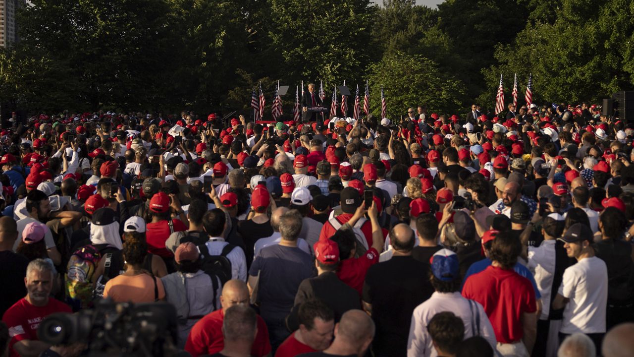 Trump draws large crowd at rally in the Bronx