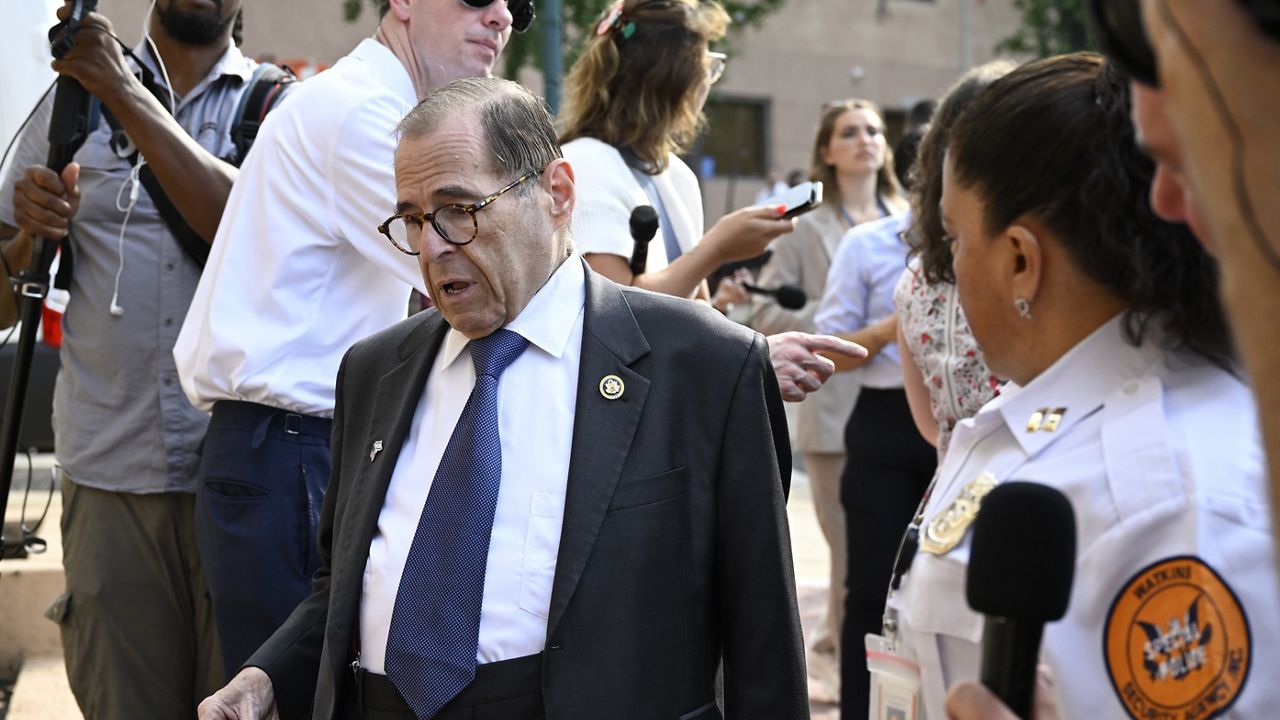 N.Y. Republicans in swing seats watch Dem division on Biden