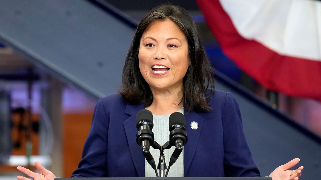 Acting Labor Secretary Julie Su joins "Inside the Issues"