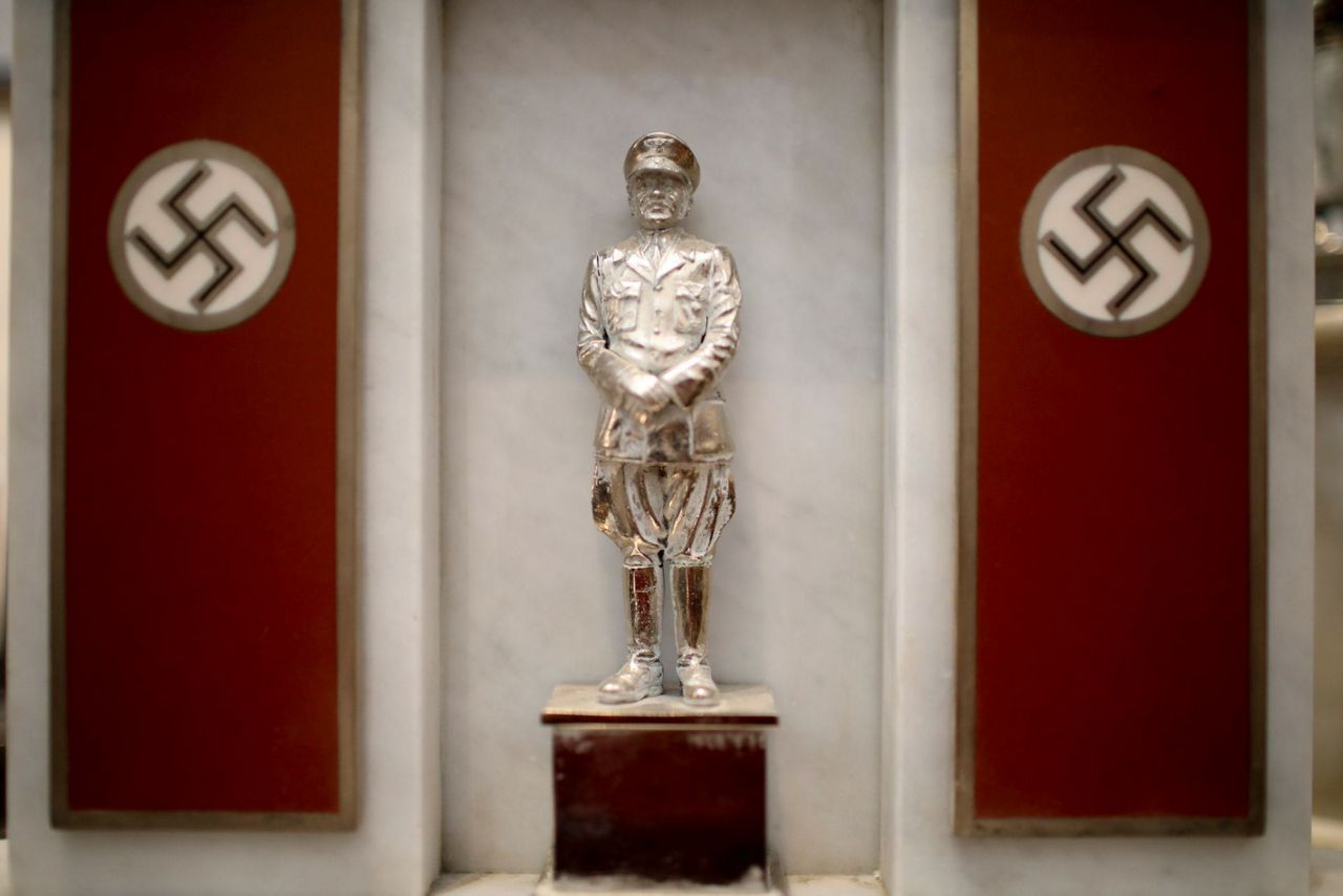 Argentina Holocaust museum takes custody over Nazi artifacts