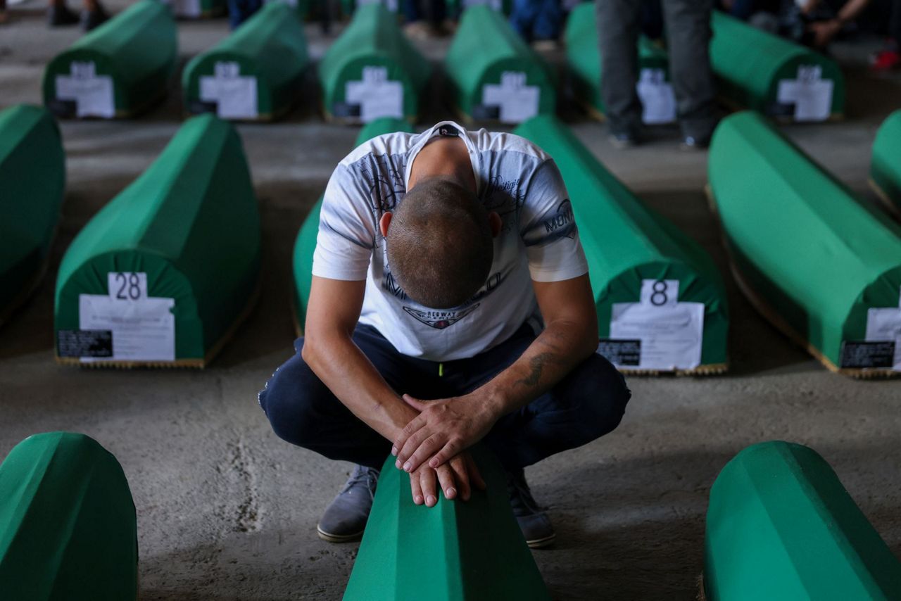 Hundreds gather in Sarajevo to pay their respects to Srebrenica ...