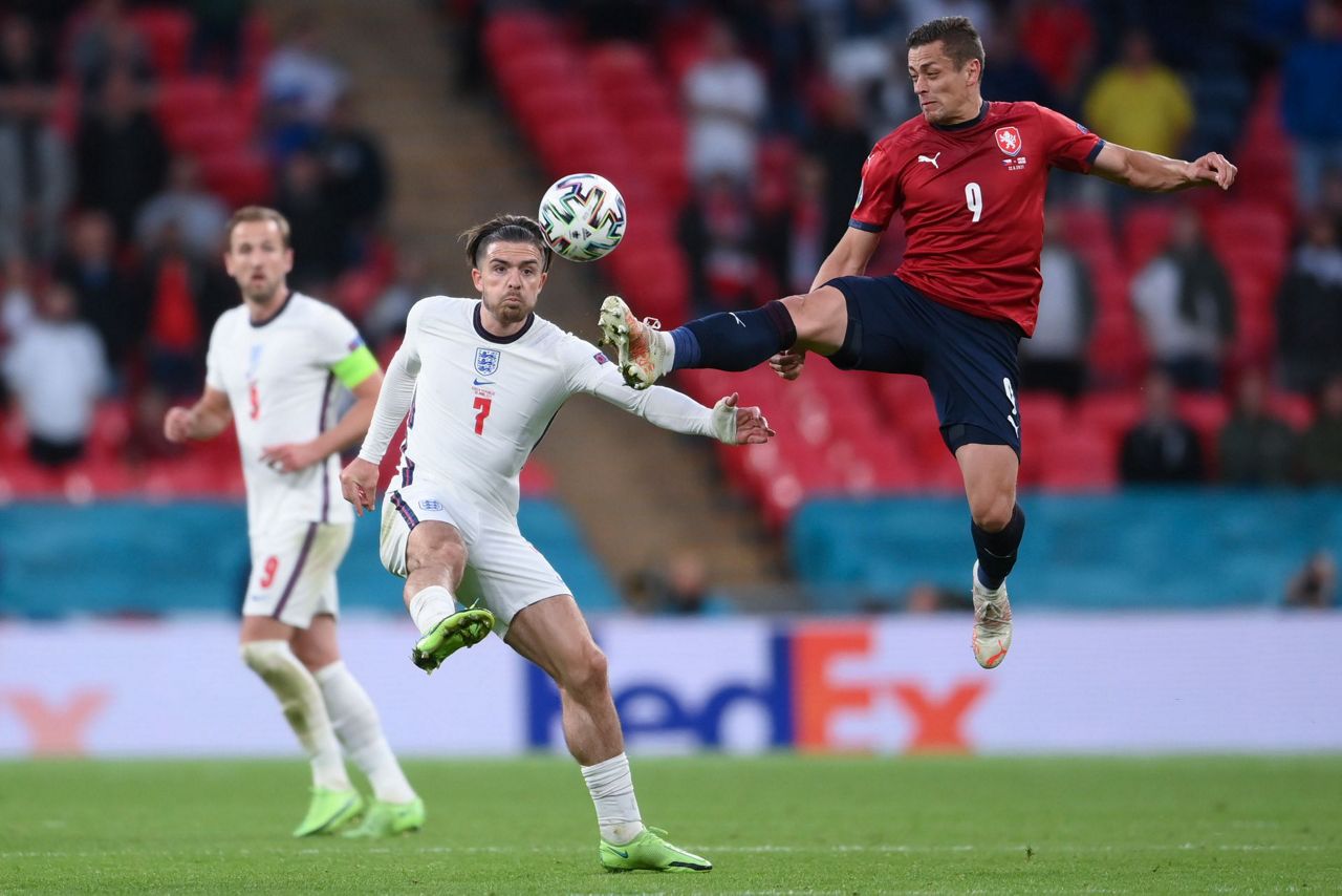 Sterling savior again: England beats Czechs at Euro 2020