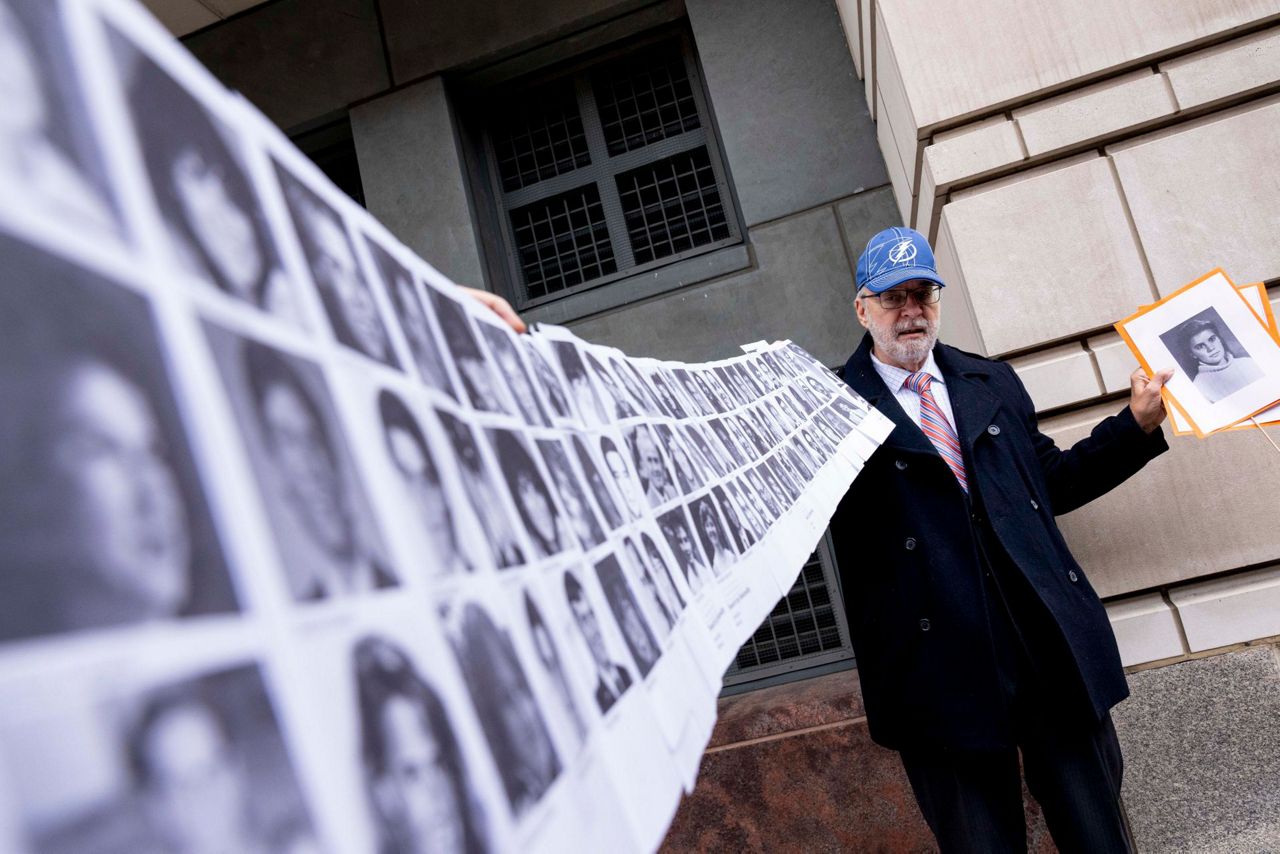 Libyan accused in Lockerbie bombing to appear in US court