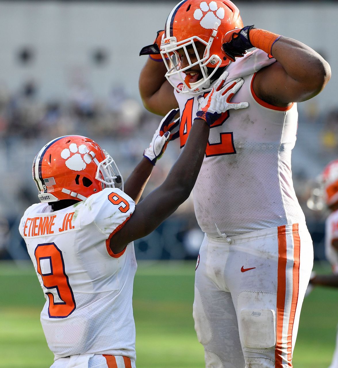 Lawrence throws 4 TDs, No. 3 Clemson routs Ga Tech 49-21