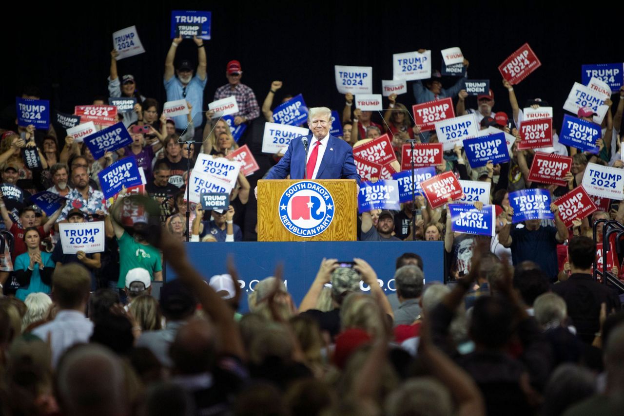 Trump visits South Dakota for rally that Gov. Kristi Noem's allies hope ...