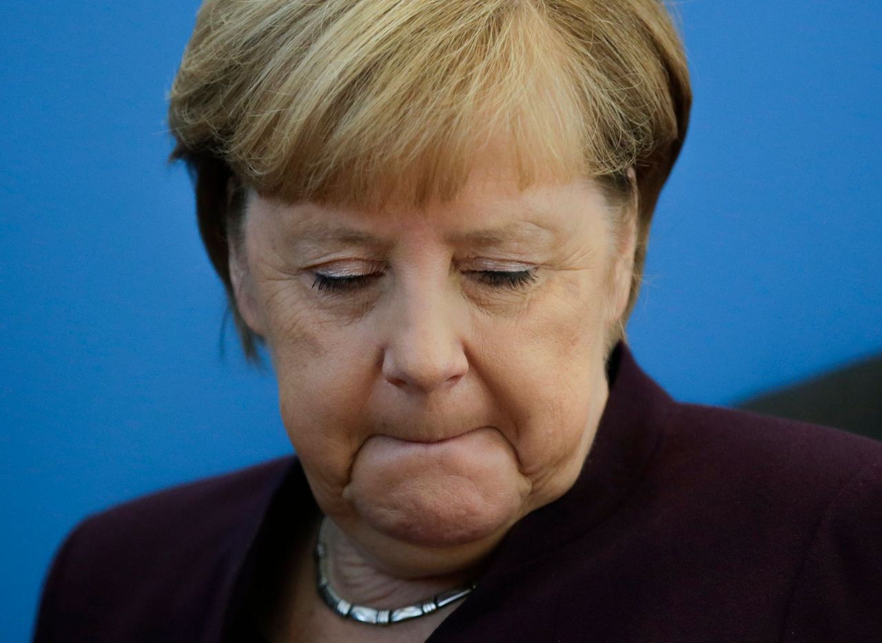 One-time rival of Germany's Merkel assails her leadership