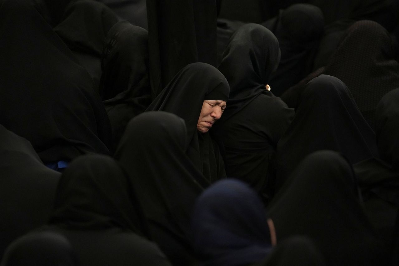 Millions of Shiite Muslims across the world commemorate the mourning ...