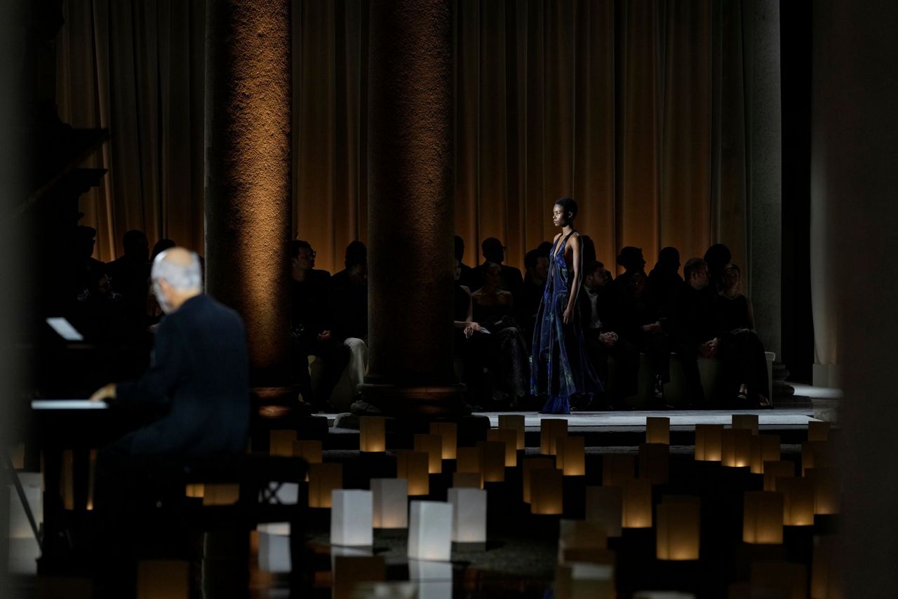 50 years of Giorgio Armani celebrated with gala black runway show of ...