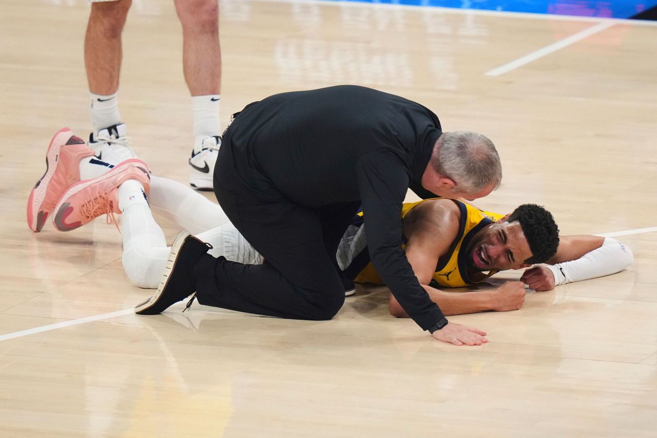 Pacers fans gasp at Haliburton's Game 7 injury in NBA Finals before ...
