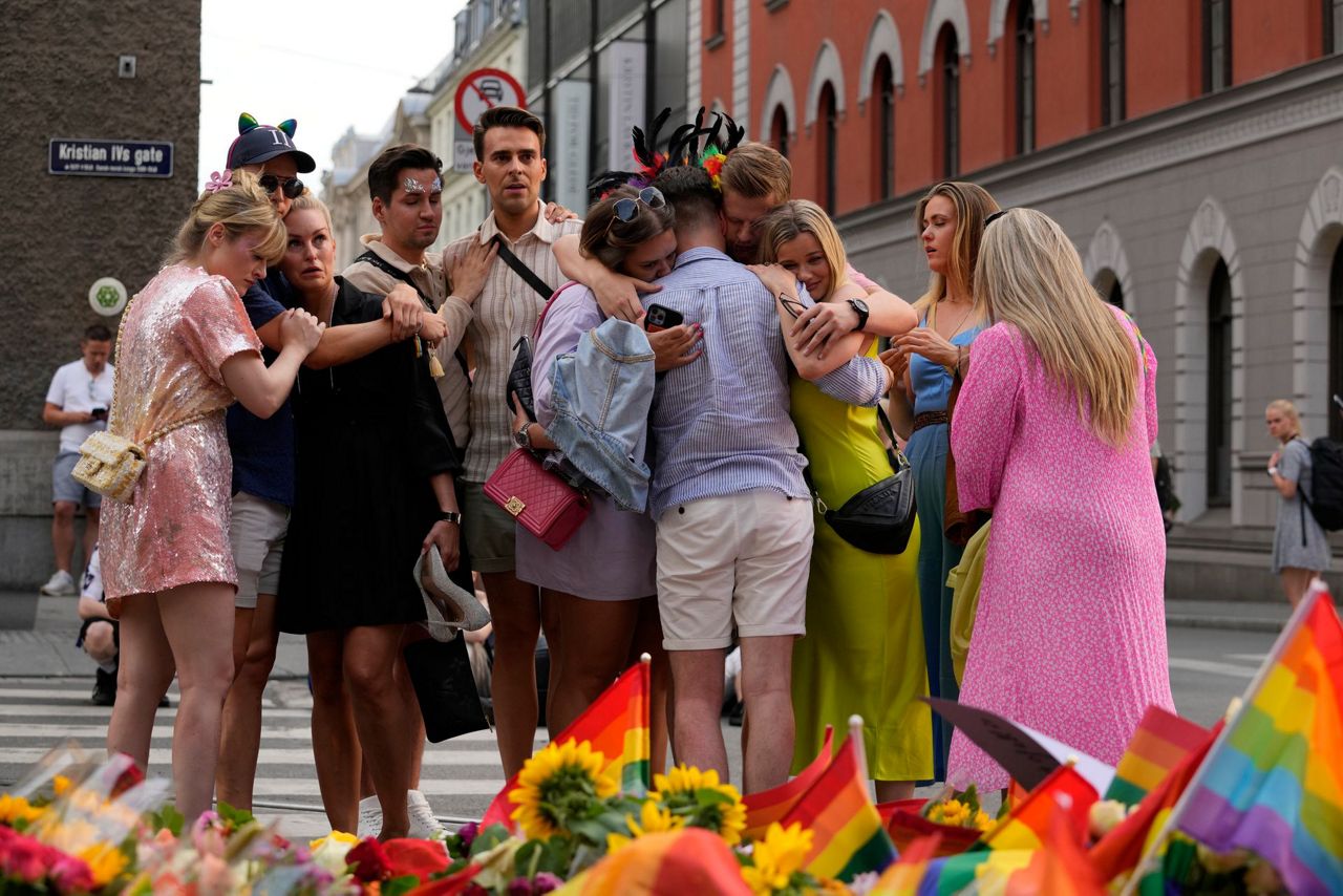 Norway mourns victims of Oslo shooting with memorial service