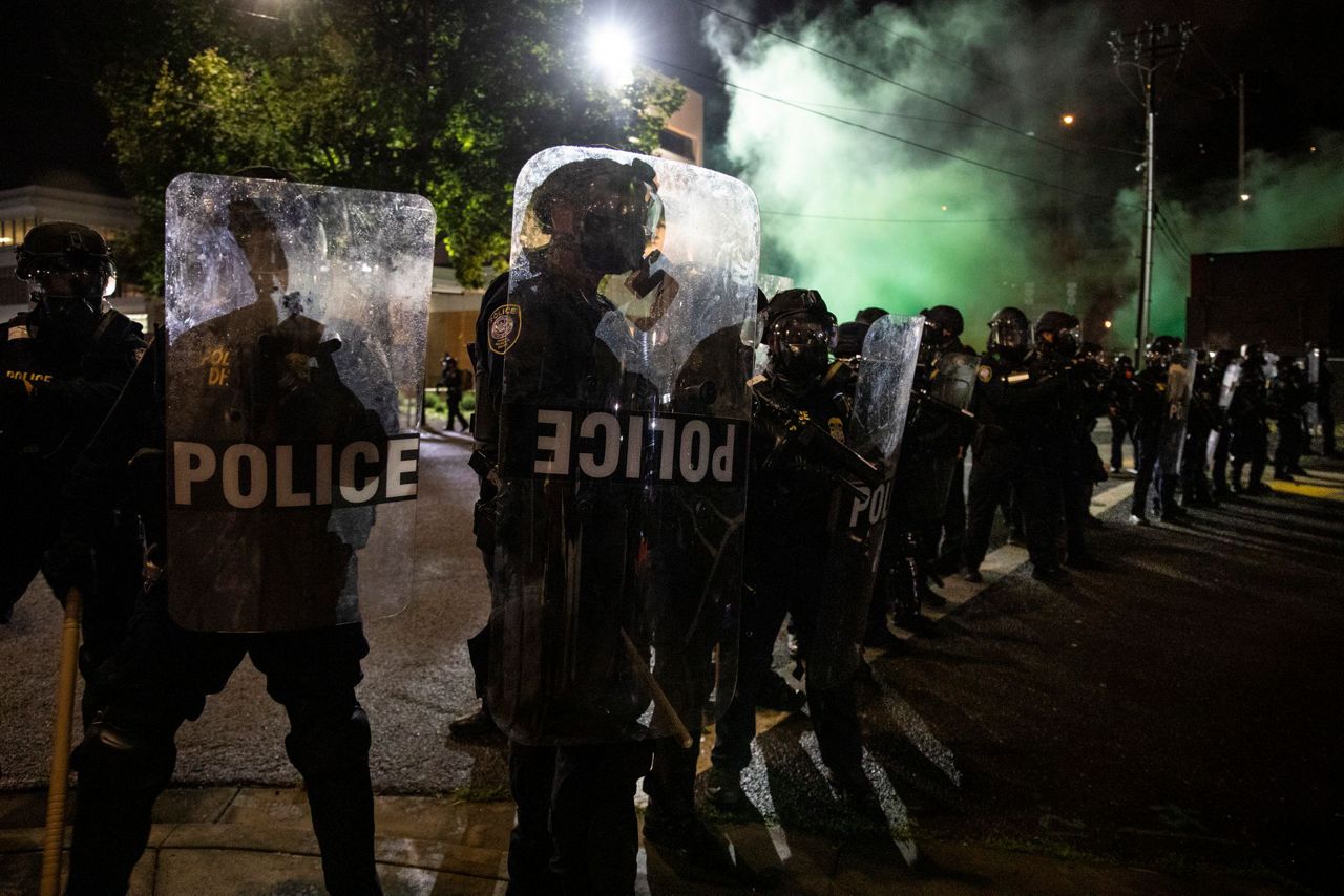 After wildfire pause, protests resume in Portland