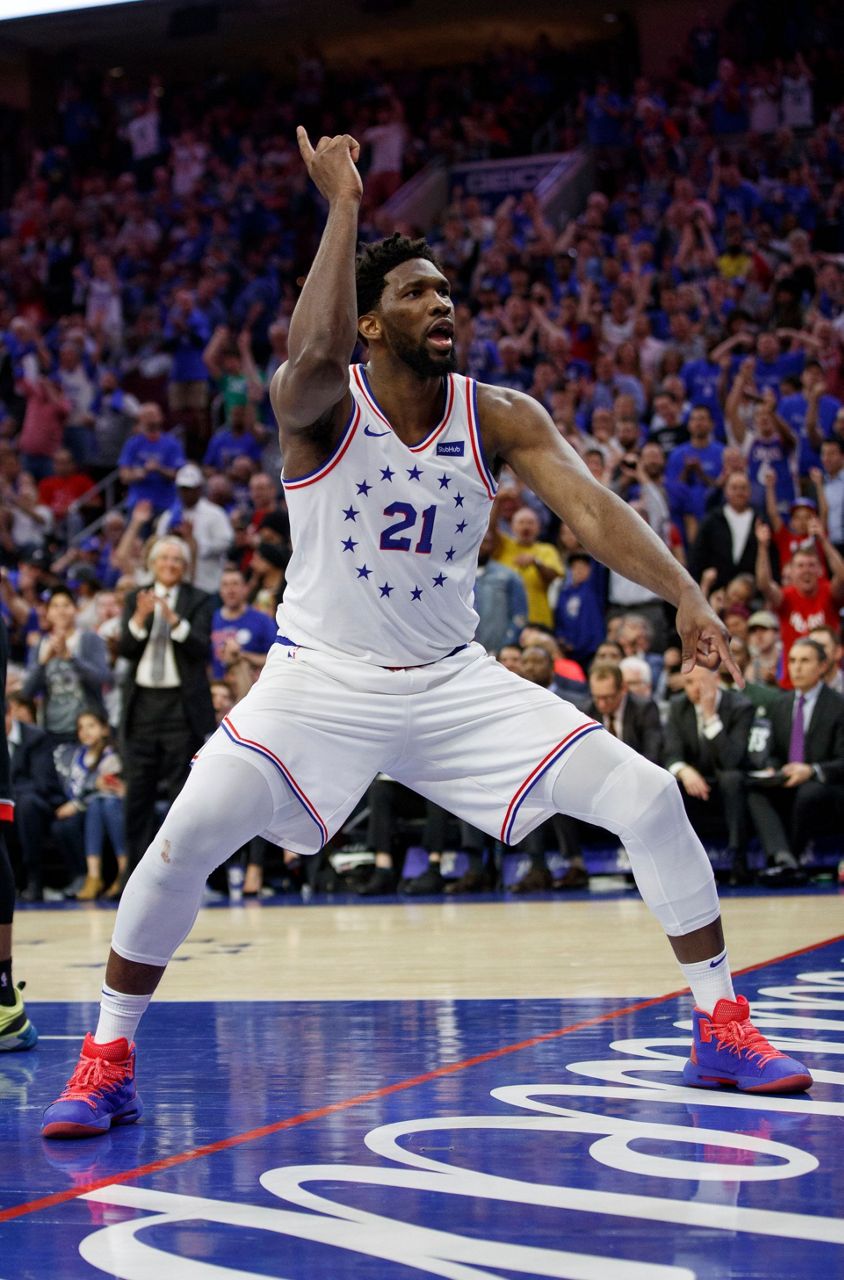 Joel Embiid, 76ers rout Raptors to take 2-1 series lead