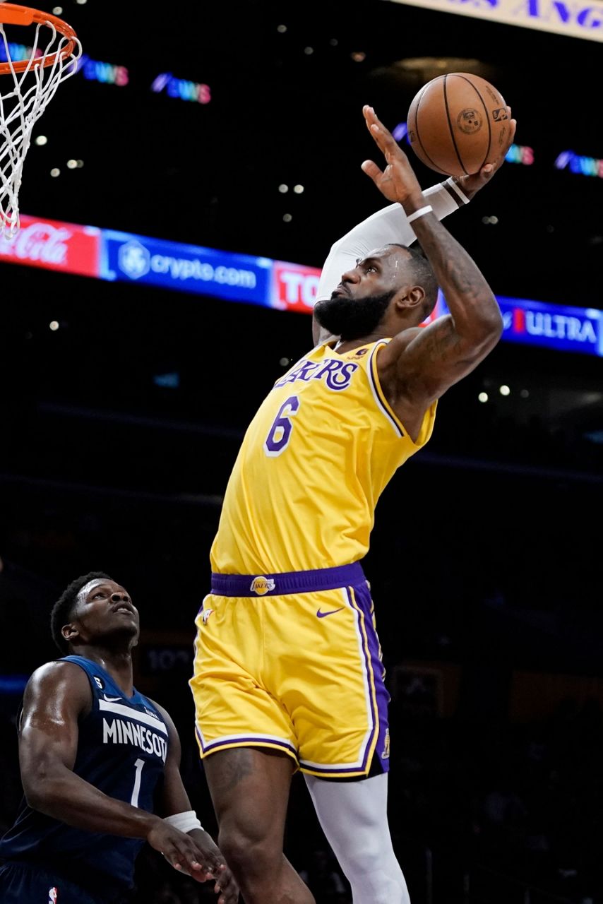 LeBron closing in on Abdul-Jabbar's NBA scoring record