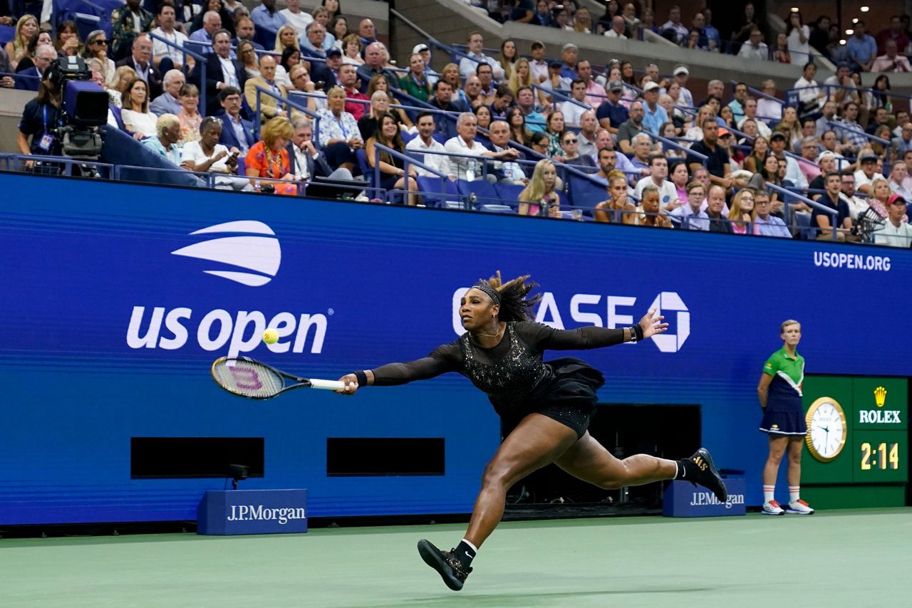 Serena Williams plays No. 2 seed Kontavei in US Open Round 2