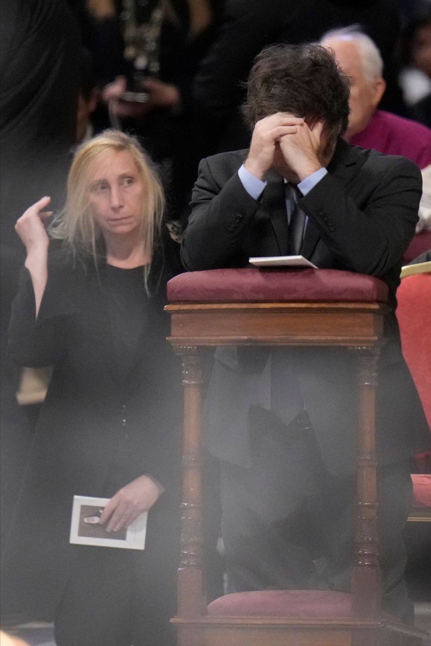 Pope and Argentine President Milei embrace after pontiff canonizes ...