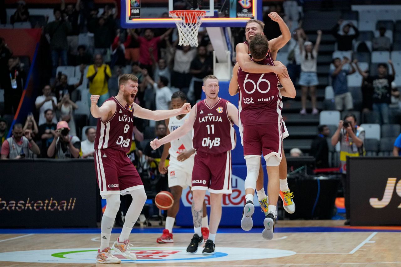 After falling early in FIBA World Cup, France quickly turns focus ...