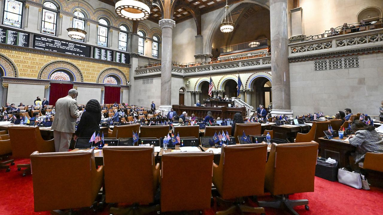 Assembly gavels back in to finish passing bills