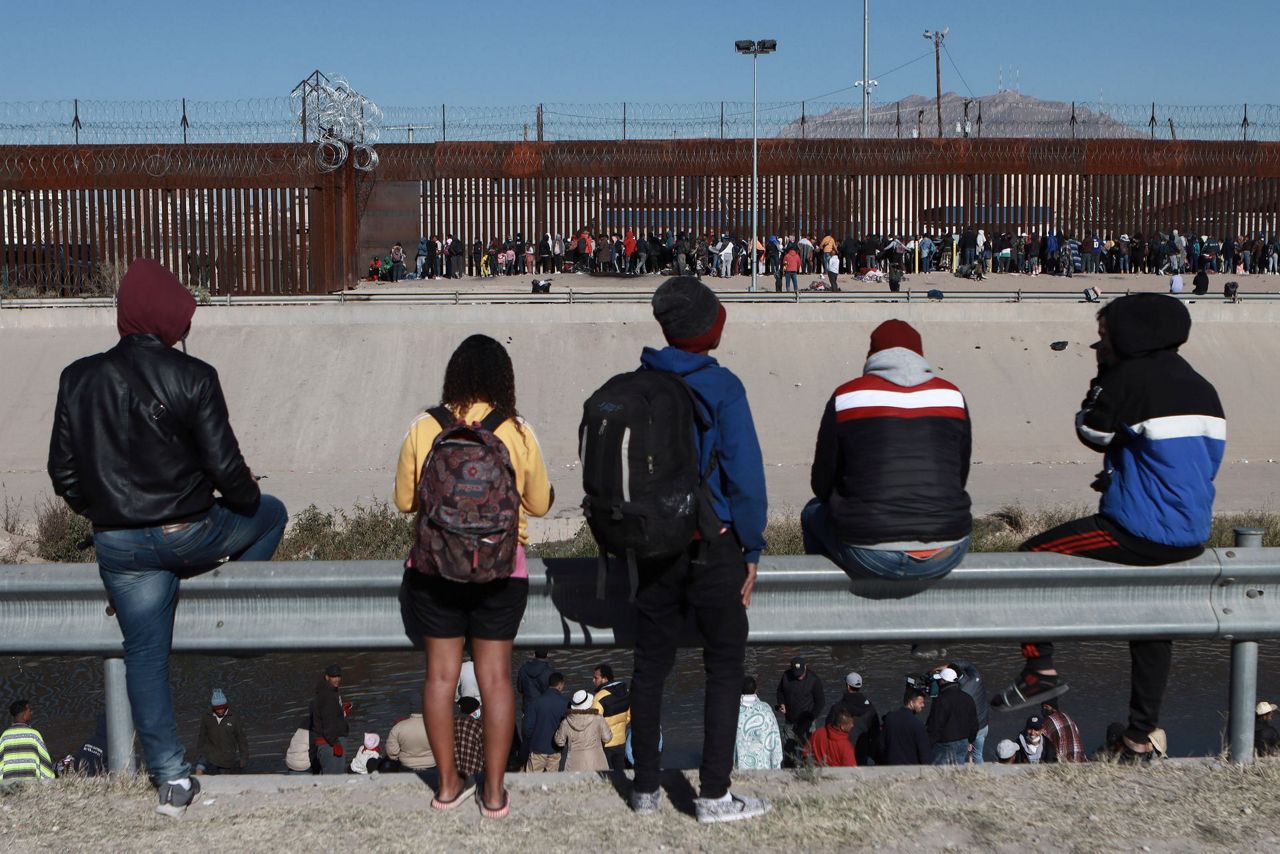 Plunge in border crossings could blunt GOP attack on Biden