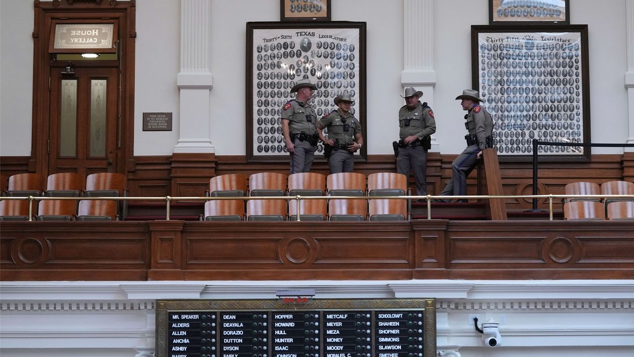 Texas Democrats end walkout over redistricting