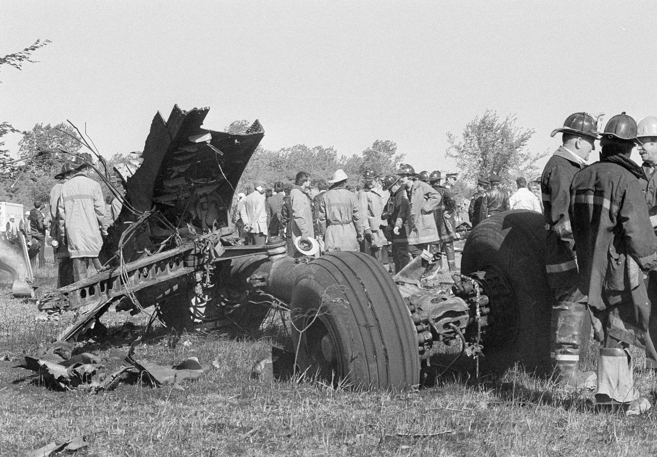 AP WAS THERE: 1979 Chicago American Airlines crash kills 273