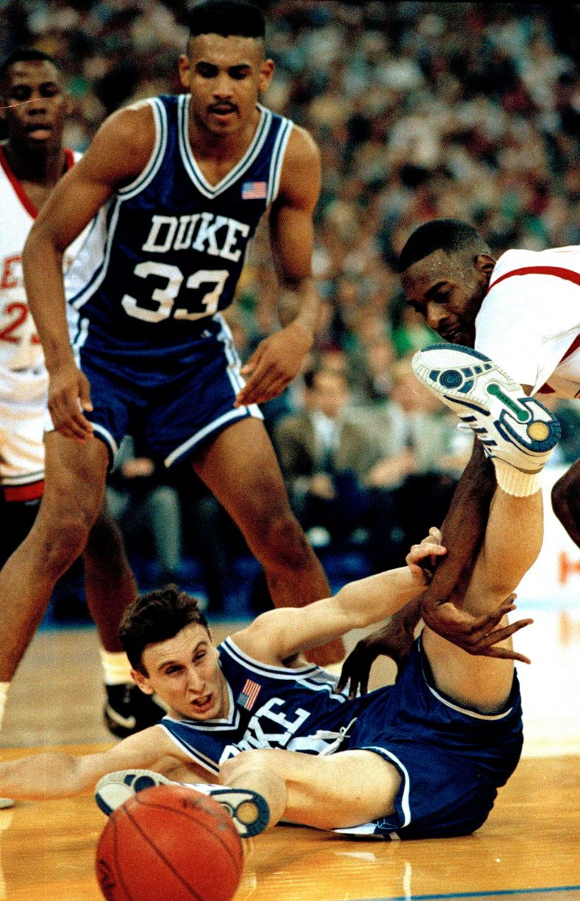 AP Was There: Duke ends UNLV's repeat bid in '91 Final Four