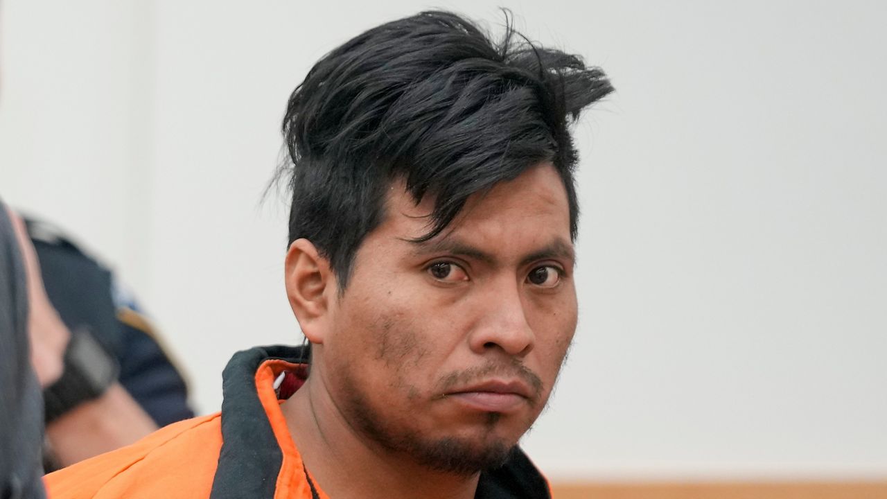 Man pleads not guilty on setting subway rider on fire