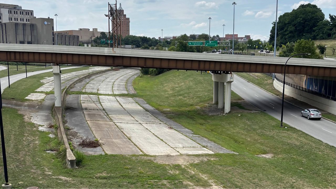Federal funding freeze adds roadblock for Akron Innerbelt