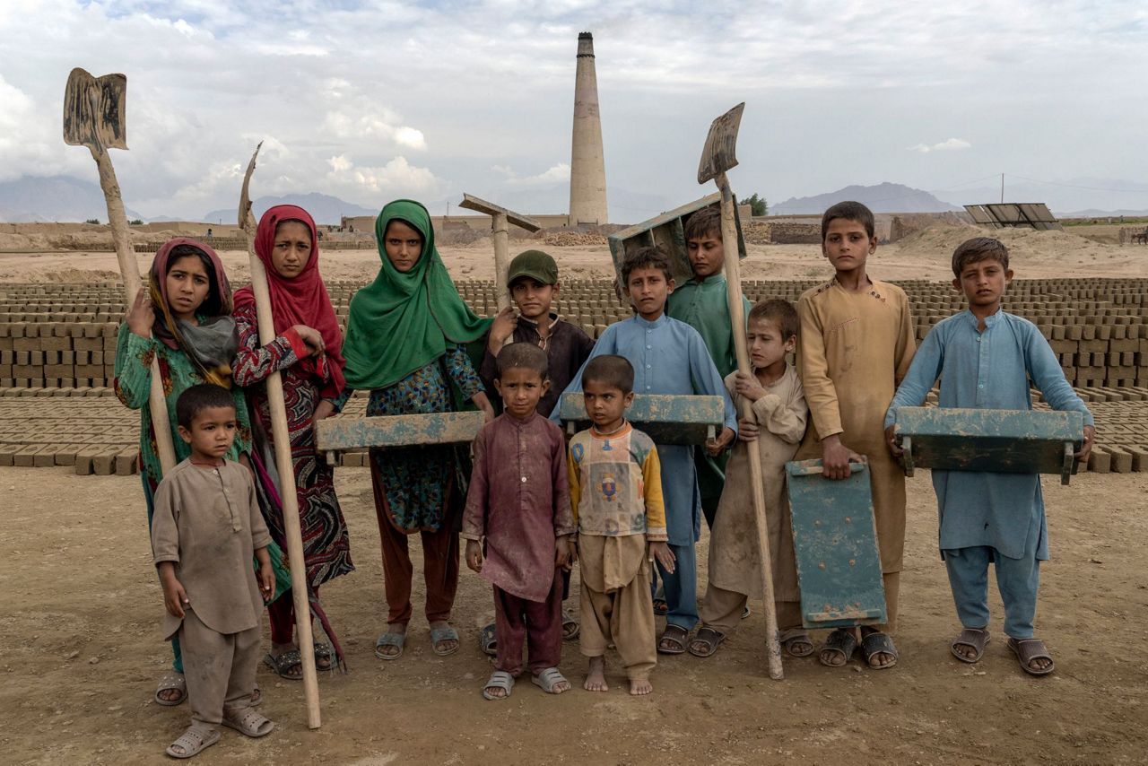 AP PHOTOS: Backbreaking work for kids in Afghan brick kilns