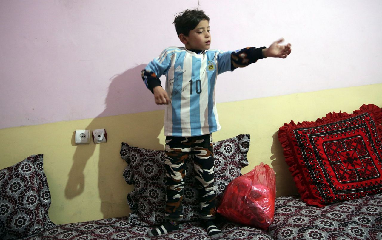 Young Afghan Messi fan threatened by criminals, Taliban