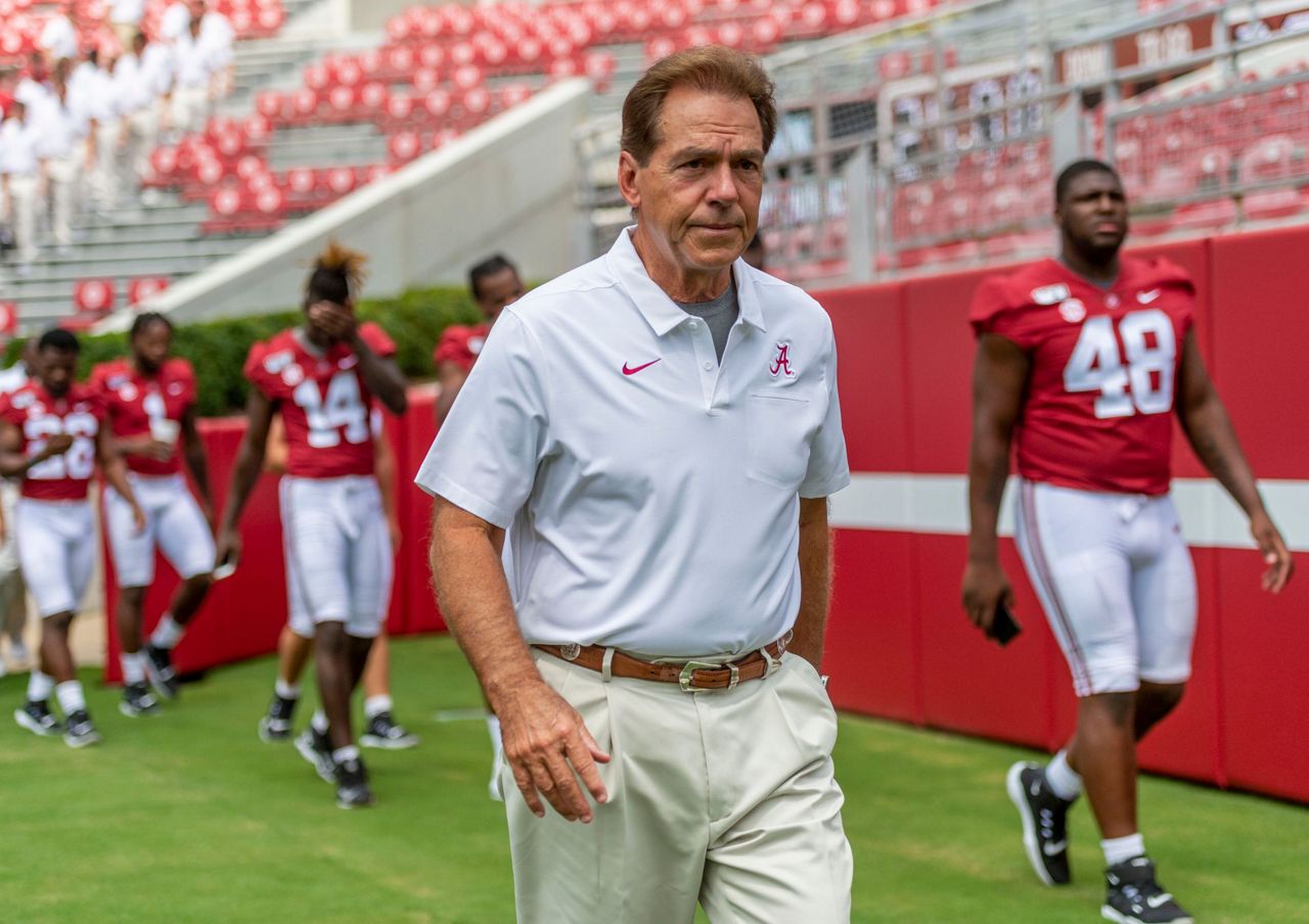 Saban denies offering ex-Ohio State assistant Zach Smith job