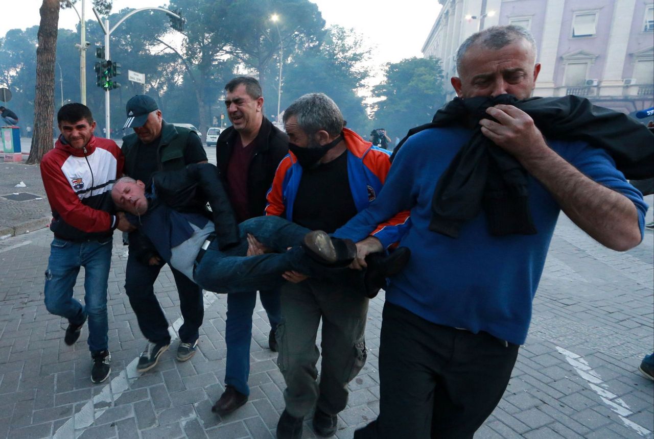 Albania opposition set to continue anti-govt protests