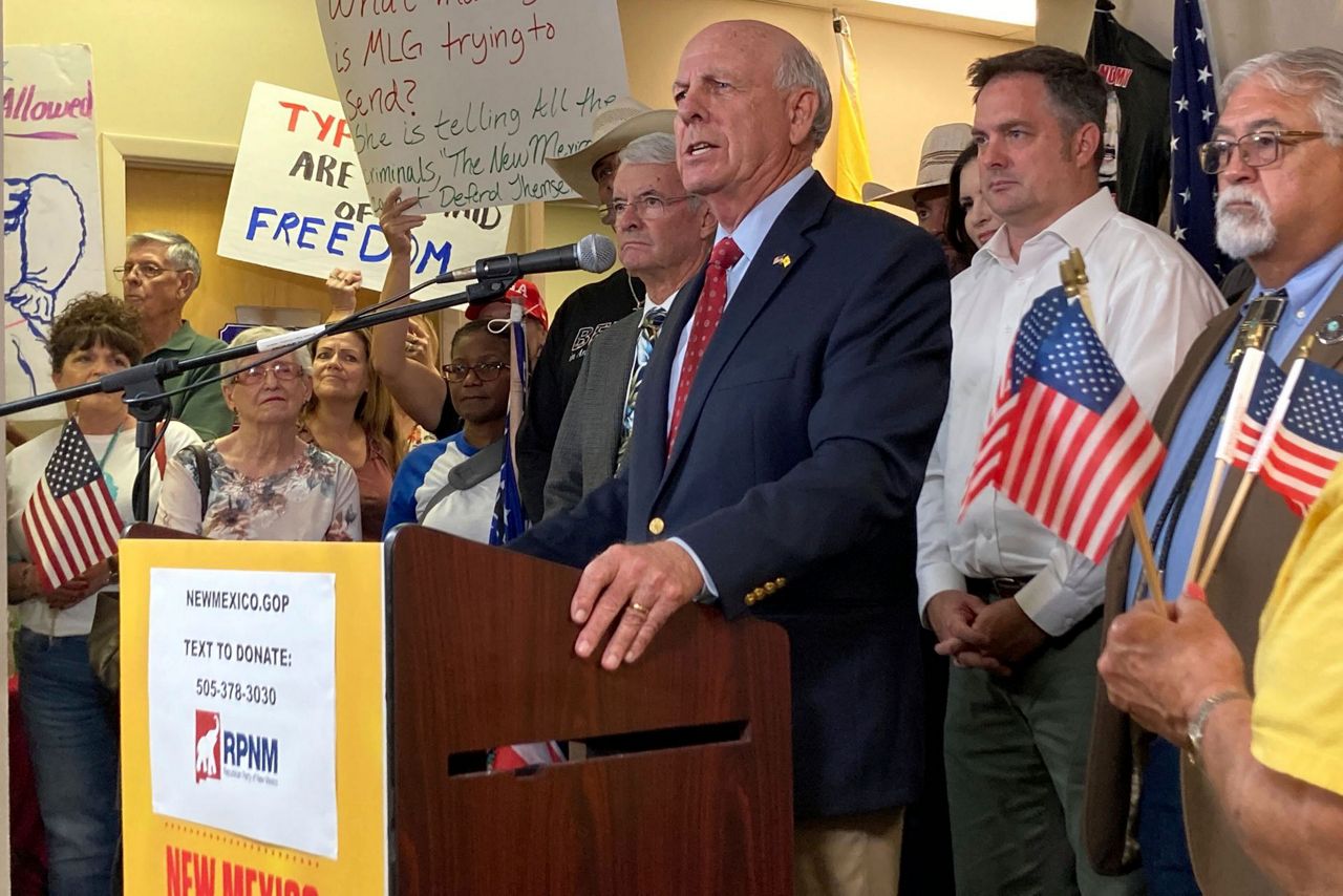 Gun-rights advocates protest New Mexico governor's order suspending ...