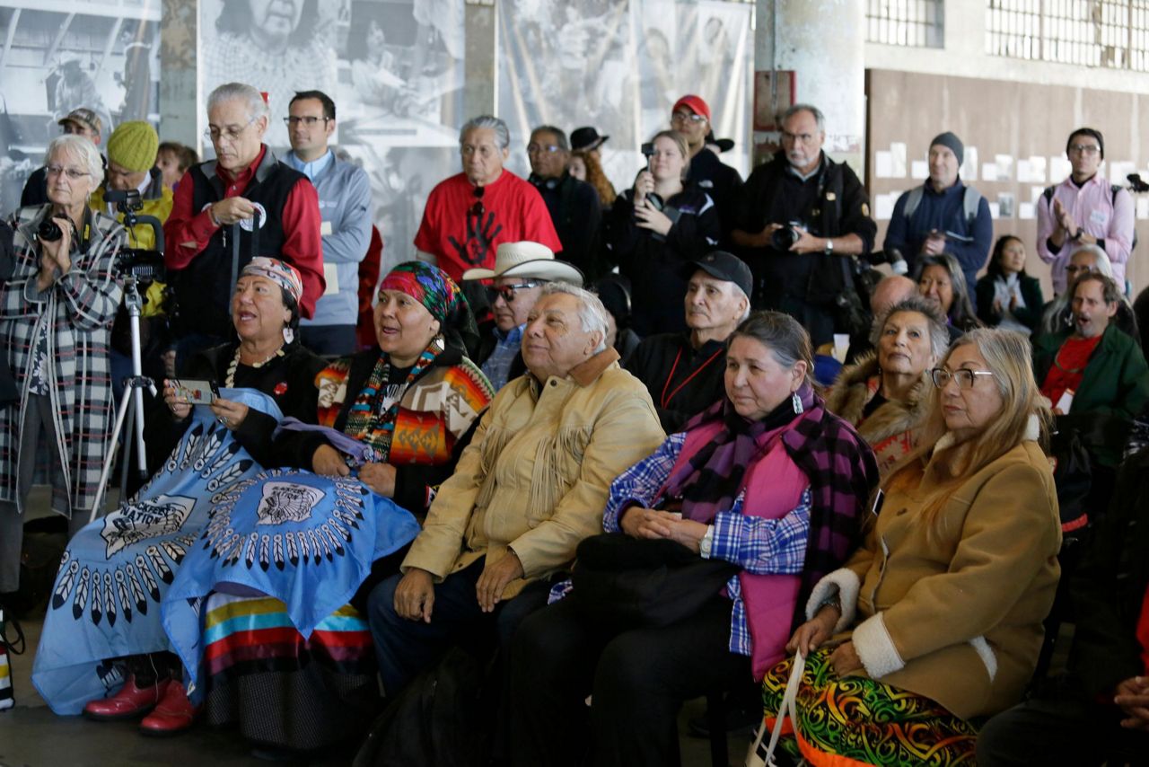 Native Americans honor 50th anniversary of Alcatraz