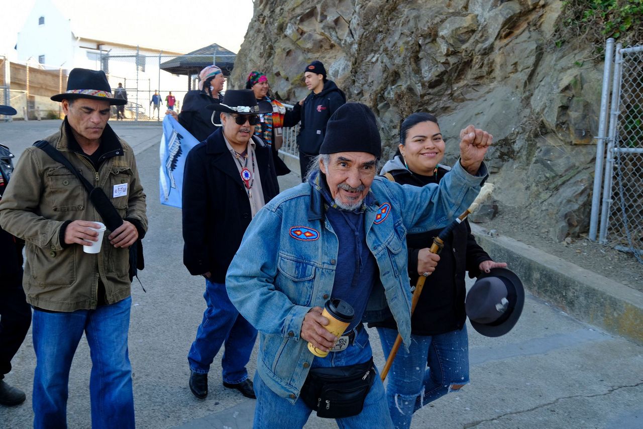 Native Americans honor 50th anniversary of Alcatraz