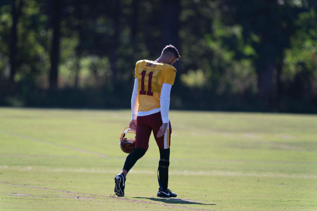Alex Smith retires after comeback from gruesome leg injury