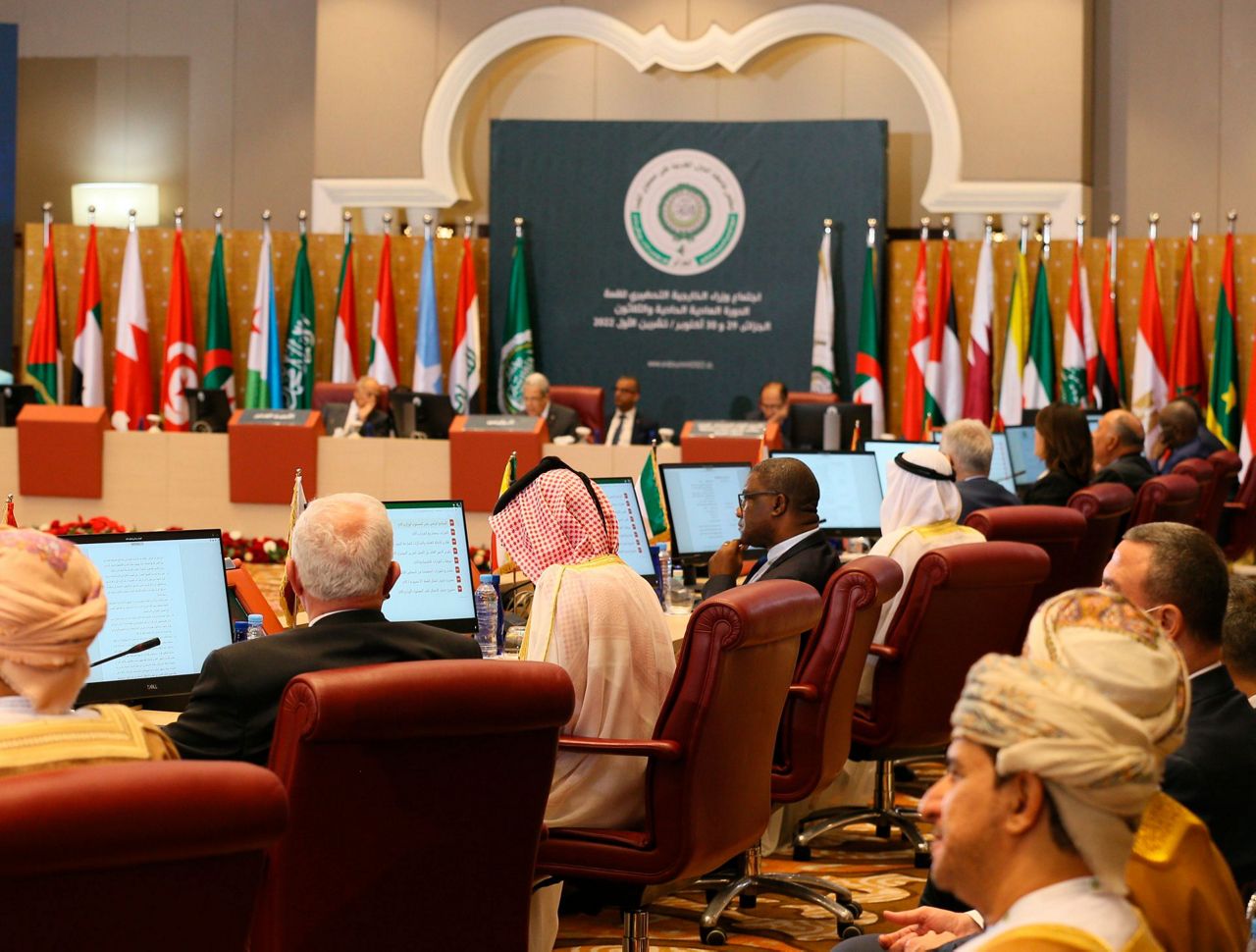 Algeria readies for Arab League summit on divisive topics