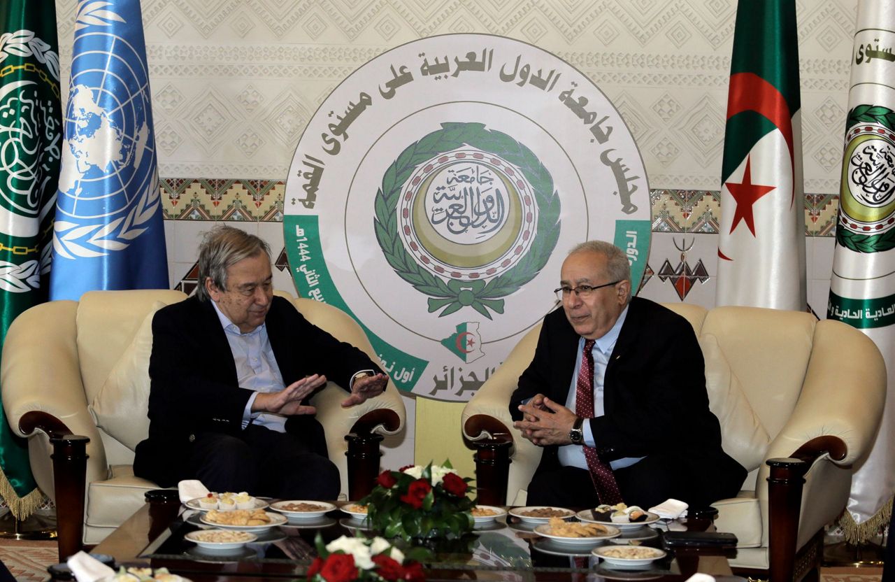 Leaders meet in Algeria for final day of Arab League summit