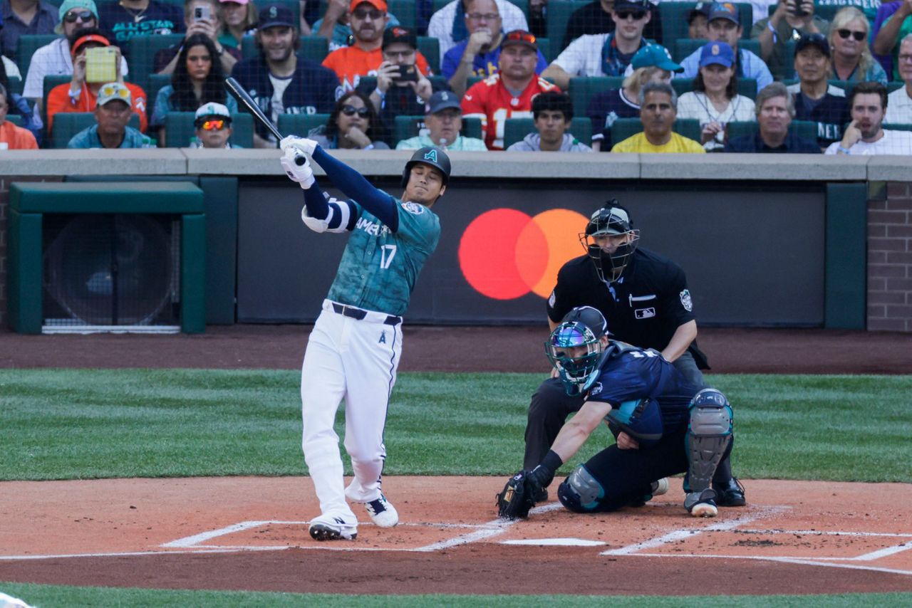 Shohei Ohtani takes note of Seattle crowd asking for him to call ...