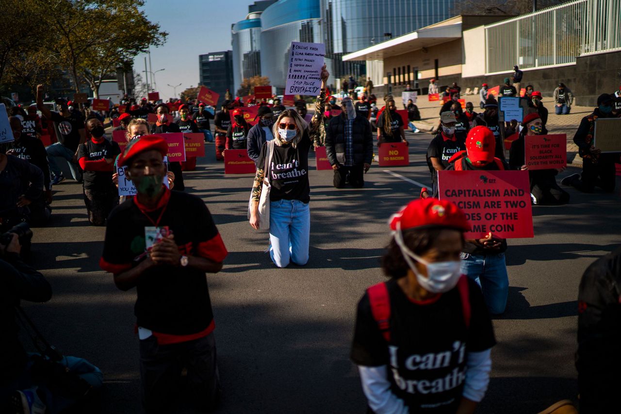 South African opposition leader protests brutality in US, SA