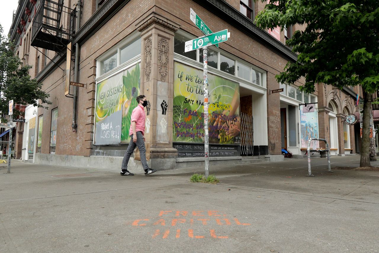 Shooting in Seattle protest zone leaves 1 dead, 1 injured