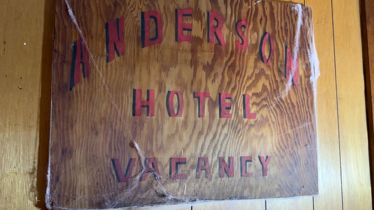 Anderson Hotel's hauntings offer real frights