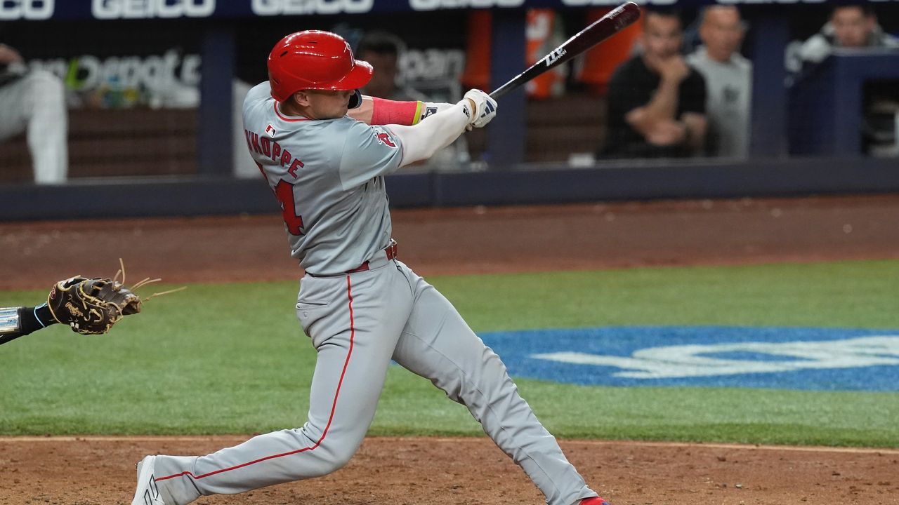 Trout homers twice, Angels rally to beat winless Marlins 7-4